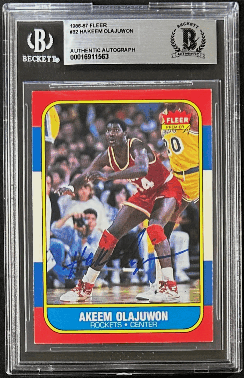 Hakeem "Akeem" Olajuwon Signed 1986-87 Fleer Rookie Card #82 Beckett ...